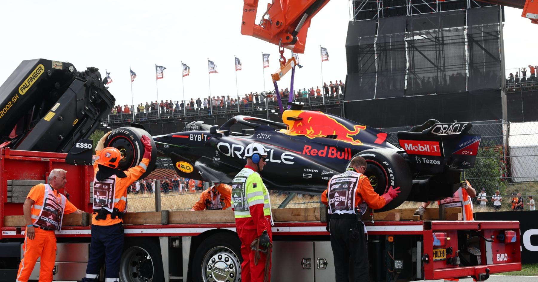 Video: Verstappen direct op achterstand na eerste vrije training GP Nederland | RacingNews365