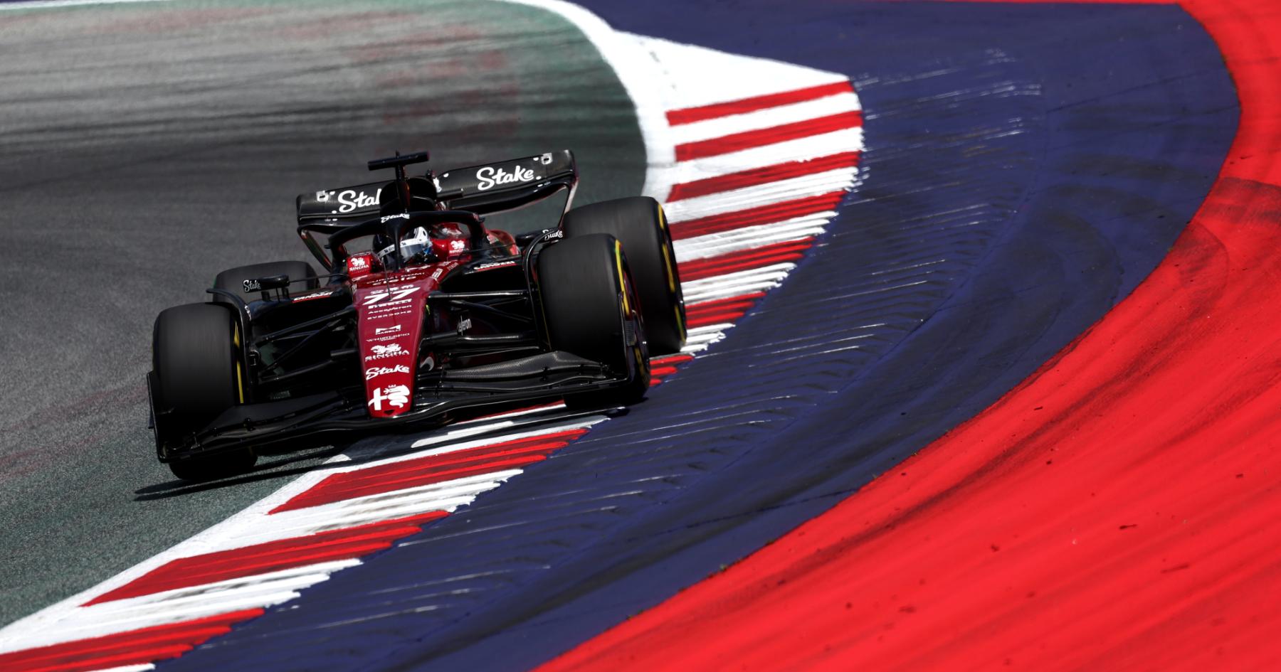 Gepikeerde F1-stewards geven duidelijk signaal af na track limit ...