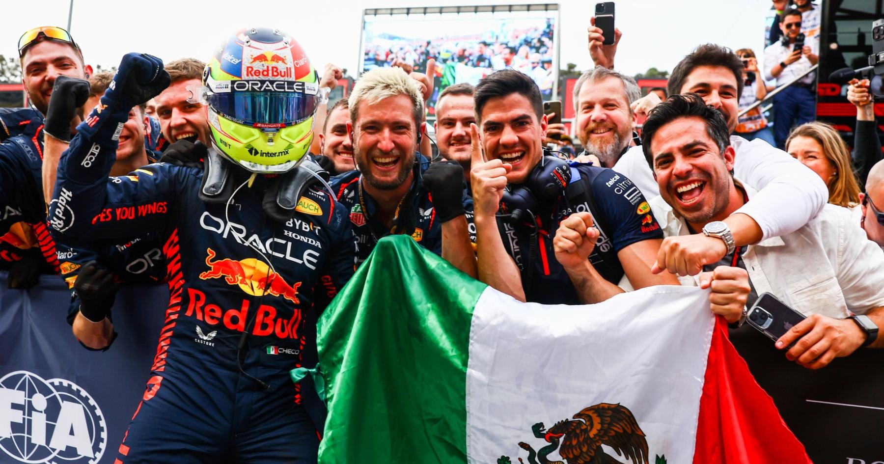 Mexicaanse F1-fans wakker geschud na zege op Verstappen: "Dat zal Perez niet lukken" | RacingNews365