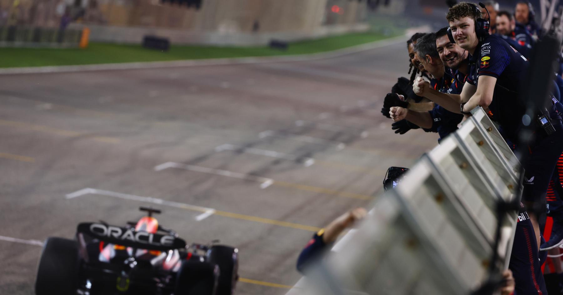 GP Bahrein 2023: Verstappen zet direct de toon voor dominant seizoen | RacingNews365