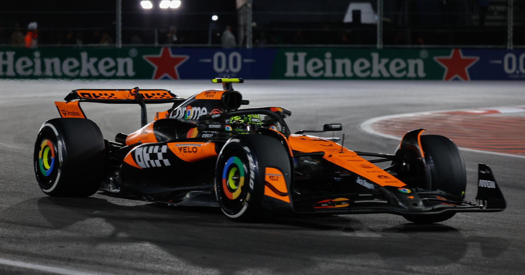 Norris wijst opvallend McLaren-pijnpunt aan in strijd met Verstappen | RacingNews365