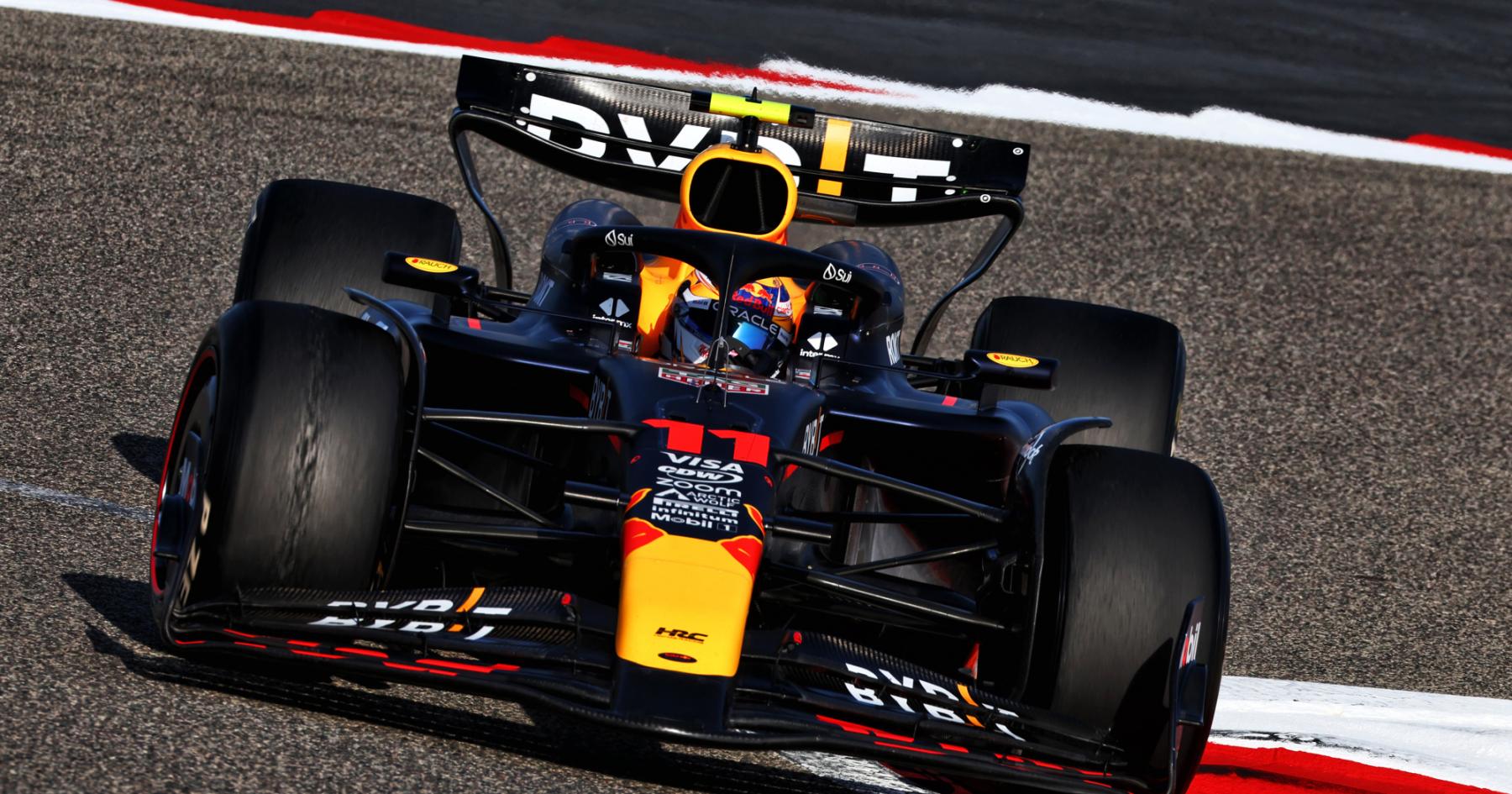 Kilometervretend Red Bull vlamt door én valt stil, Ferrari sneller dan ...