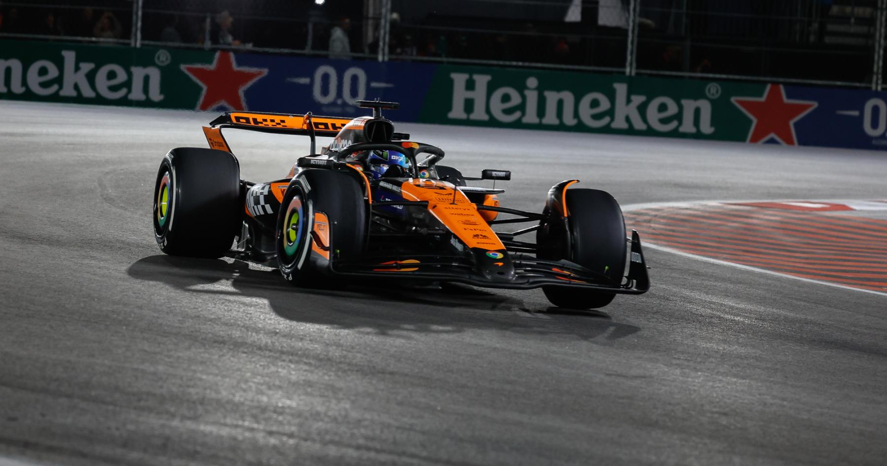 FIA stewards explain Piastri penalty in McLaren F1 title blow | RacingNews365