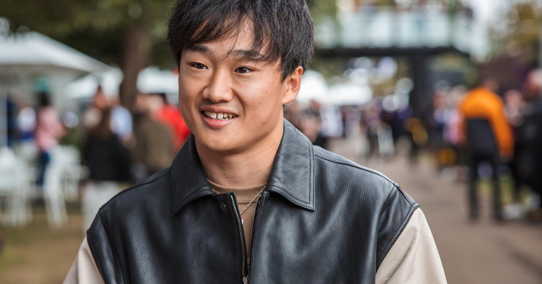 Tsunoda and former team-mate reunite with warm embrace | RacingNews365