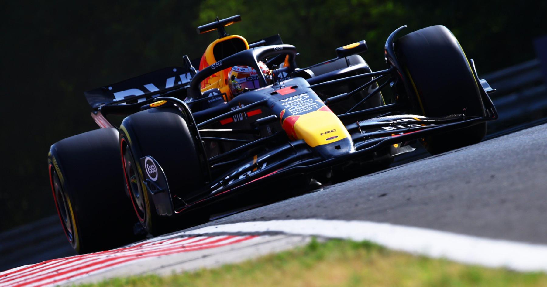 Norris deelt tik uit aan Verstappen in tweede training GP Hongarije | RacingNews365