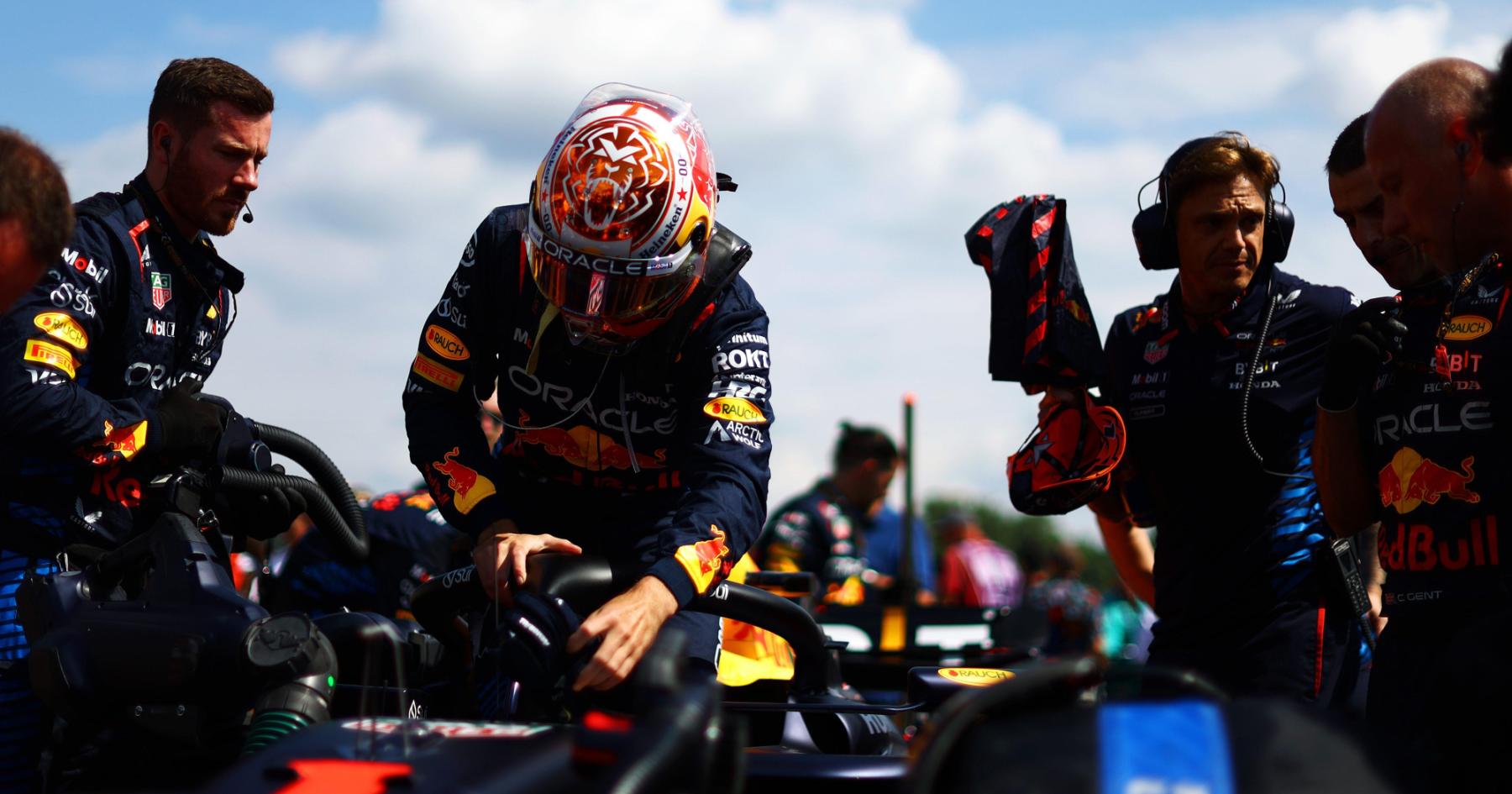 Verstappen verliest belangrijke Red Bull-pionnen als vallende dominostenen | RacingNews365