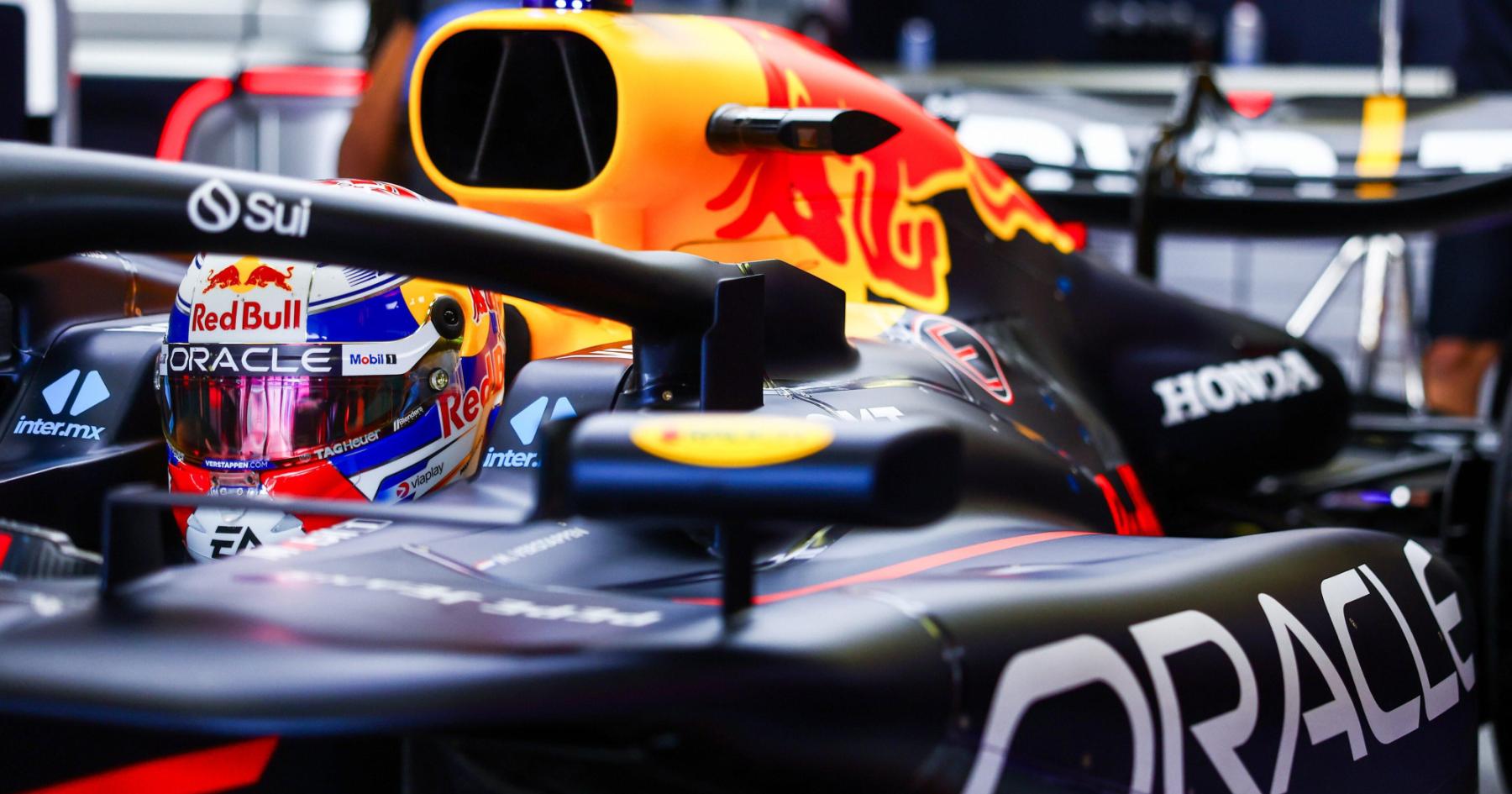 F1-steward verdedigt forse straf Verstappen: "Absoluut een no go!" | RacingNews365