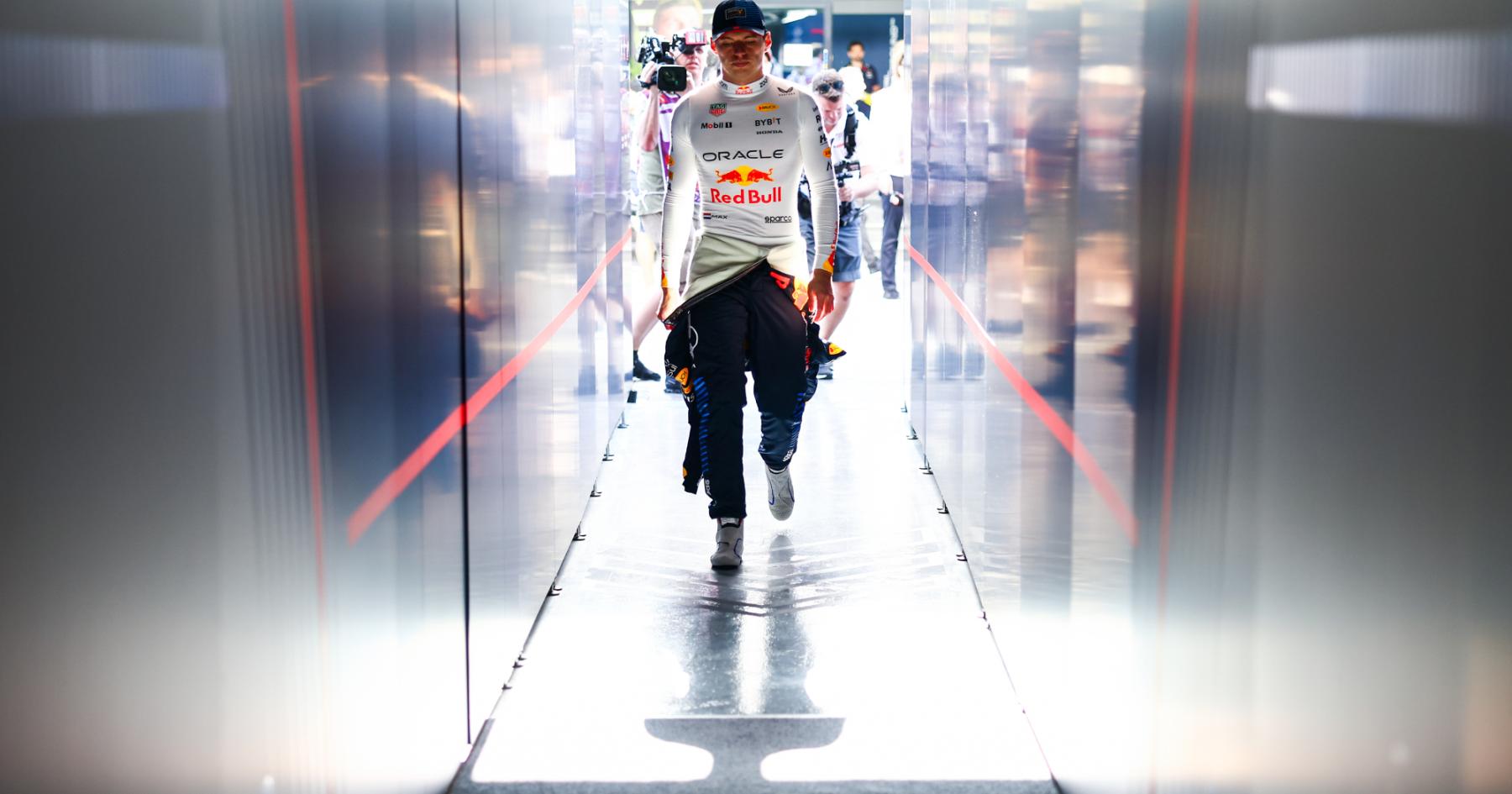 Verstappen duidelijk: "Dat stuk van mij gaat niemand iets aan" | RacingNews365