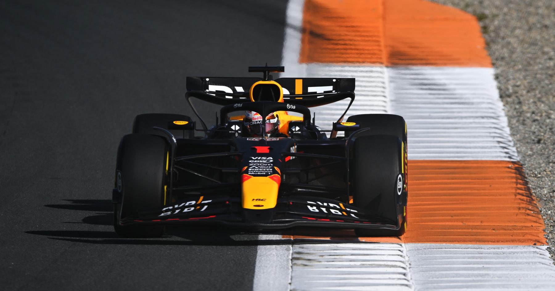Verstappen deelt eerste reactie op einde GP Nederland | RacingNews365