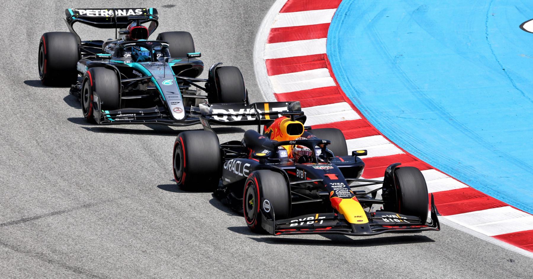 Verstappen, waag het erop en stap over naar Mercedes | RacingNews365