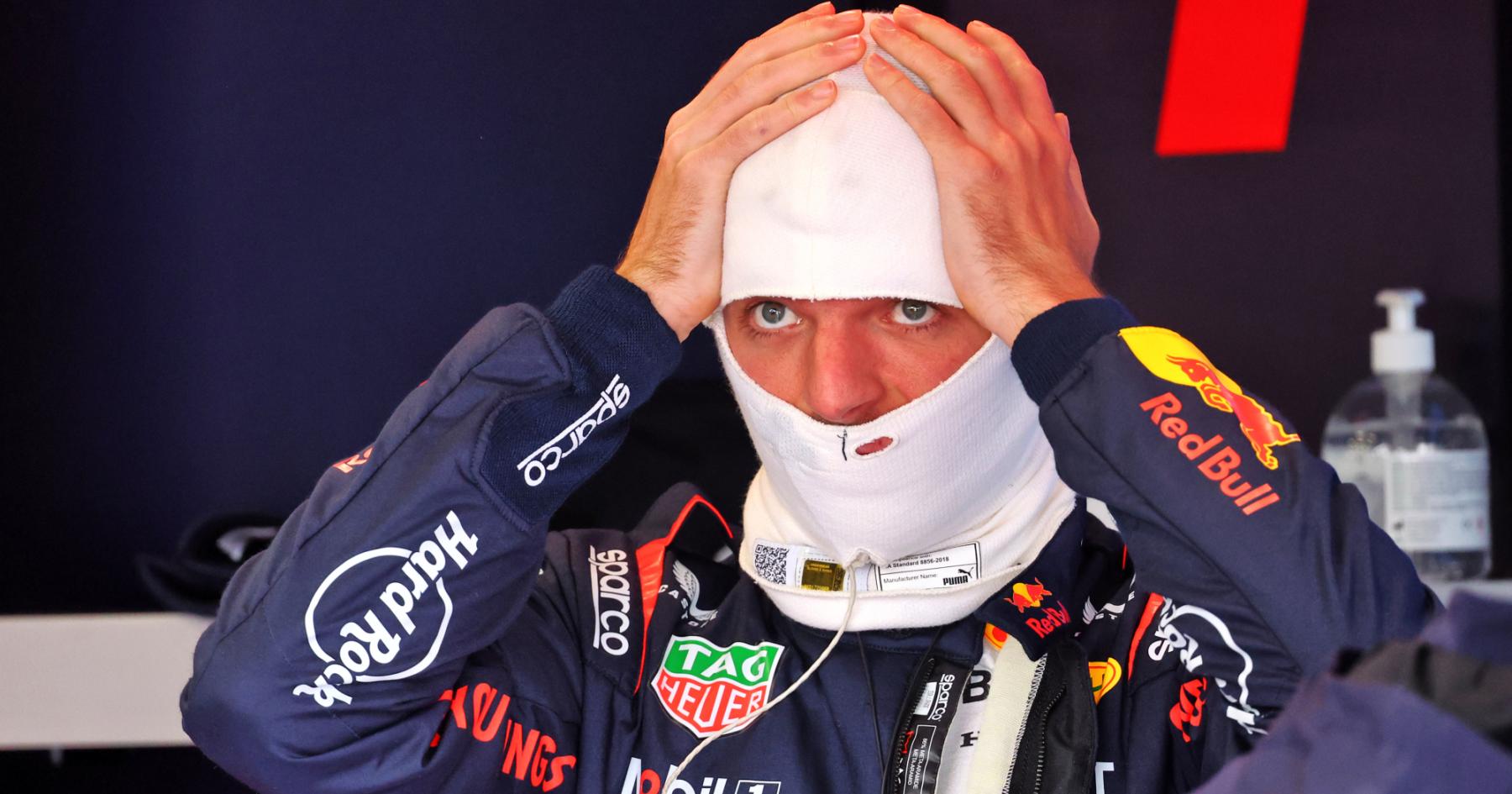 Zoveel tijd verloor Verstappen door de schade aan zijn auto | RacingNews365