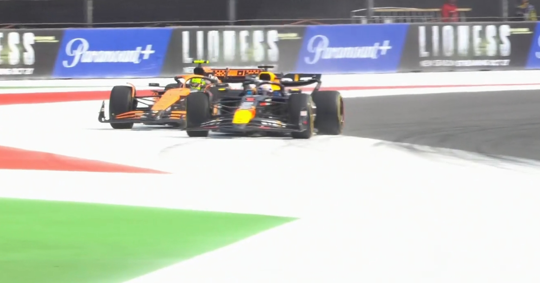 Breaking: Verstappen hard gestraft na nieuw incident met Norris | RacingNews365