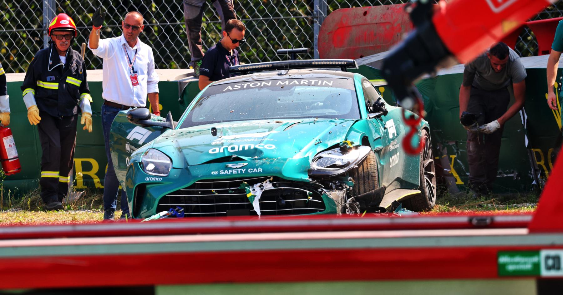 F1 safety car crashes as Monza changes slammed - RacingNews365 Review ...