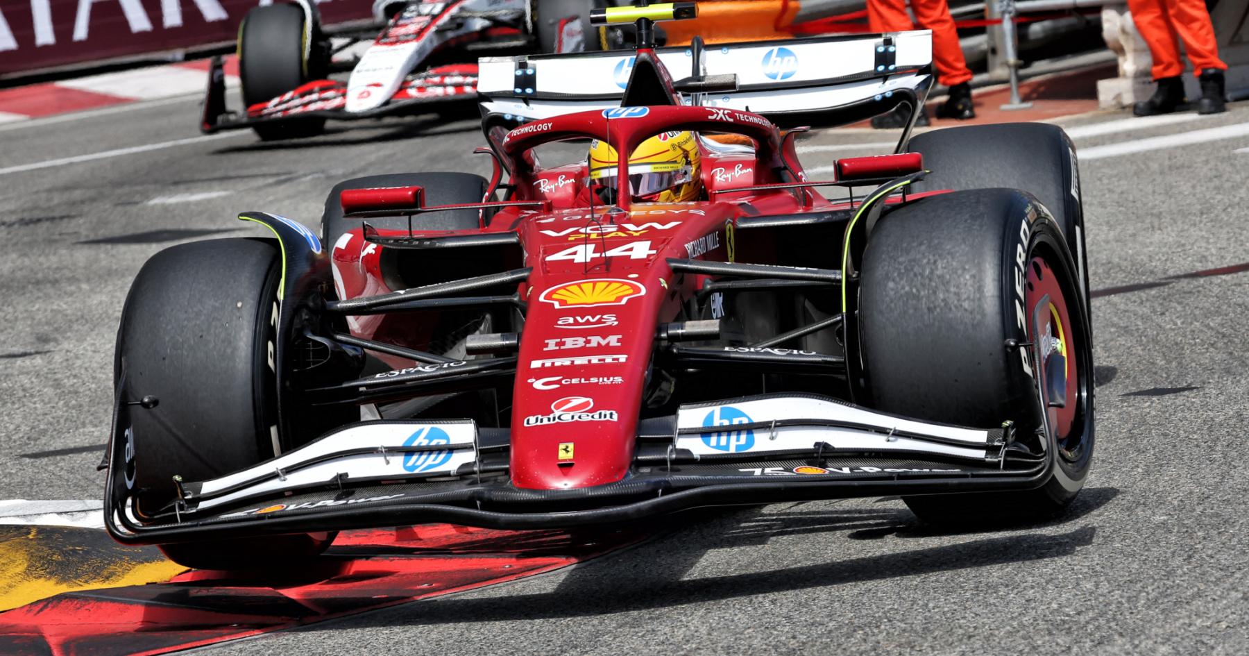 Lewis Hamilton left baffled by Ferrari radio call | RacingNews365