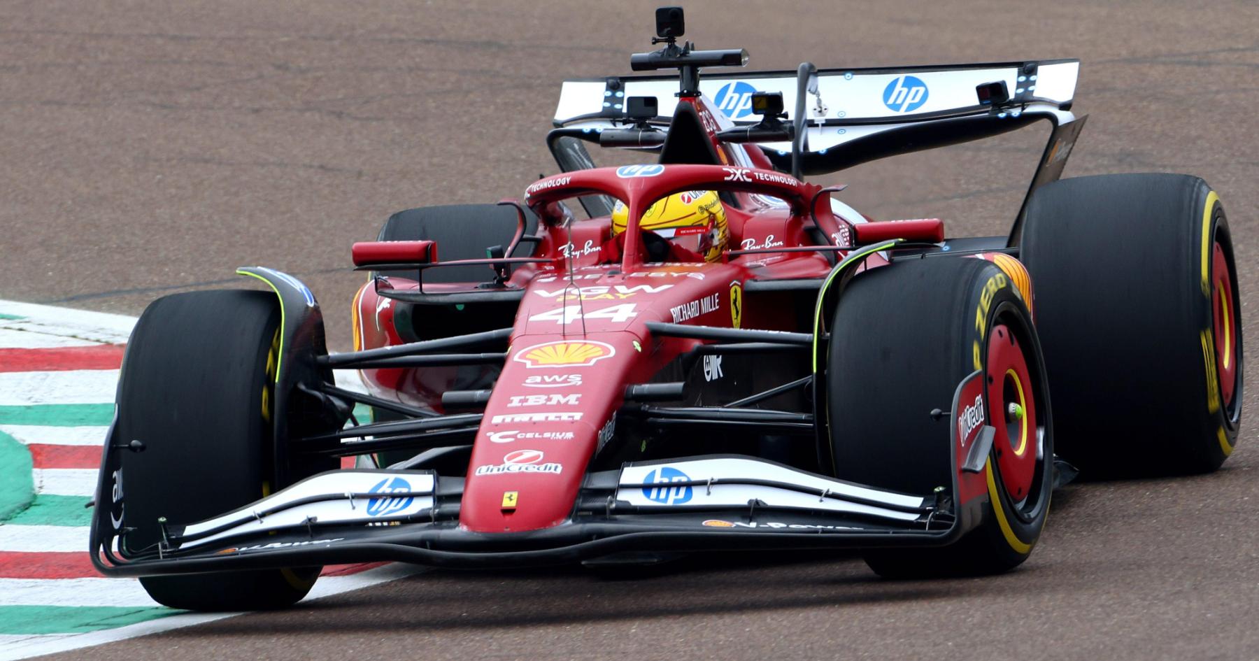 F1-fan beboet voor vernielingen bij debuut gloednieuwe Ferrari | RacingNews365