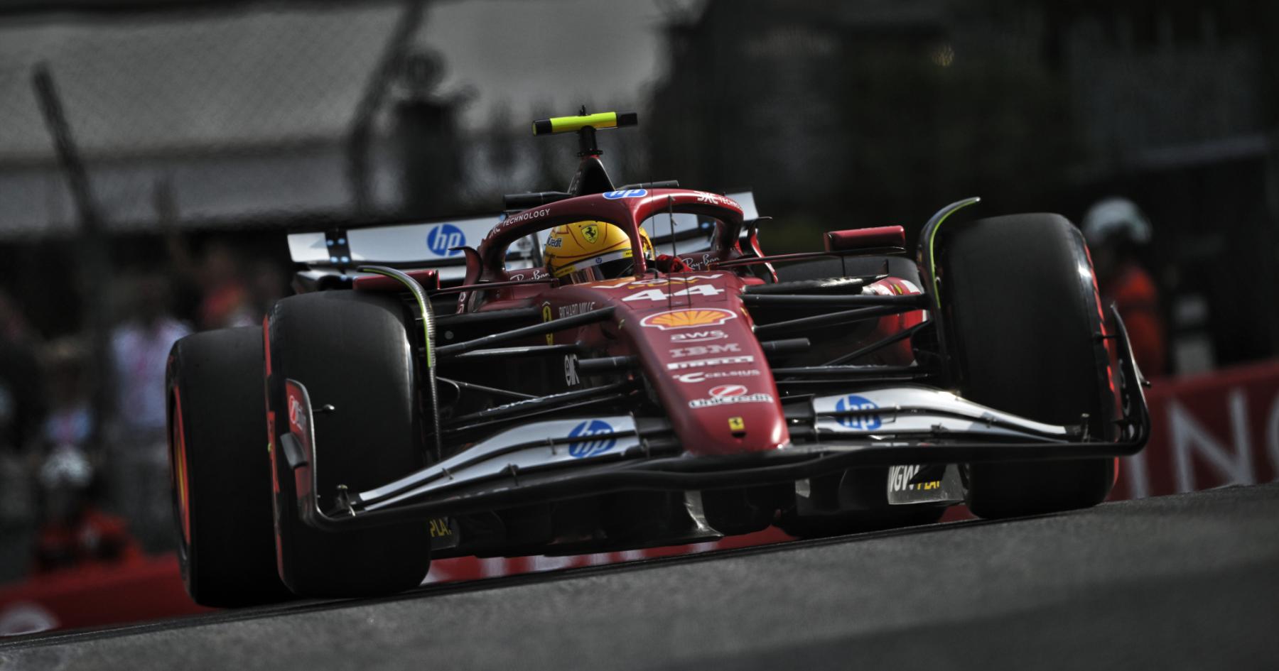 Hamilton op matje geroepen na incident met Verstappen | RacingNews365