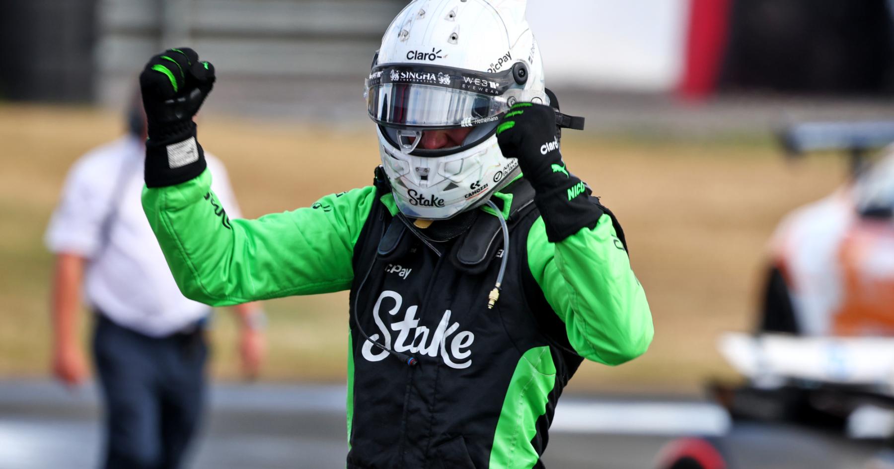 Hulkenberg en Stake F1 vieren uitbundig feest, Mercedes doet duit in het zakje | RacingNews365