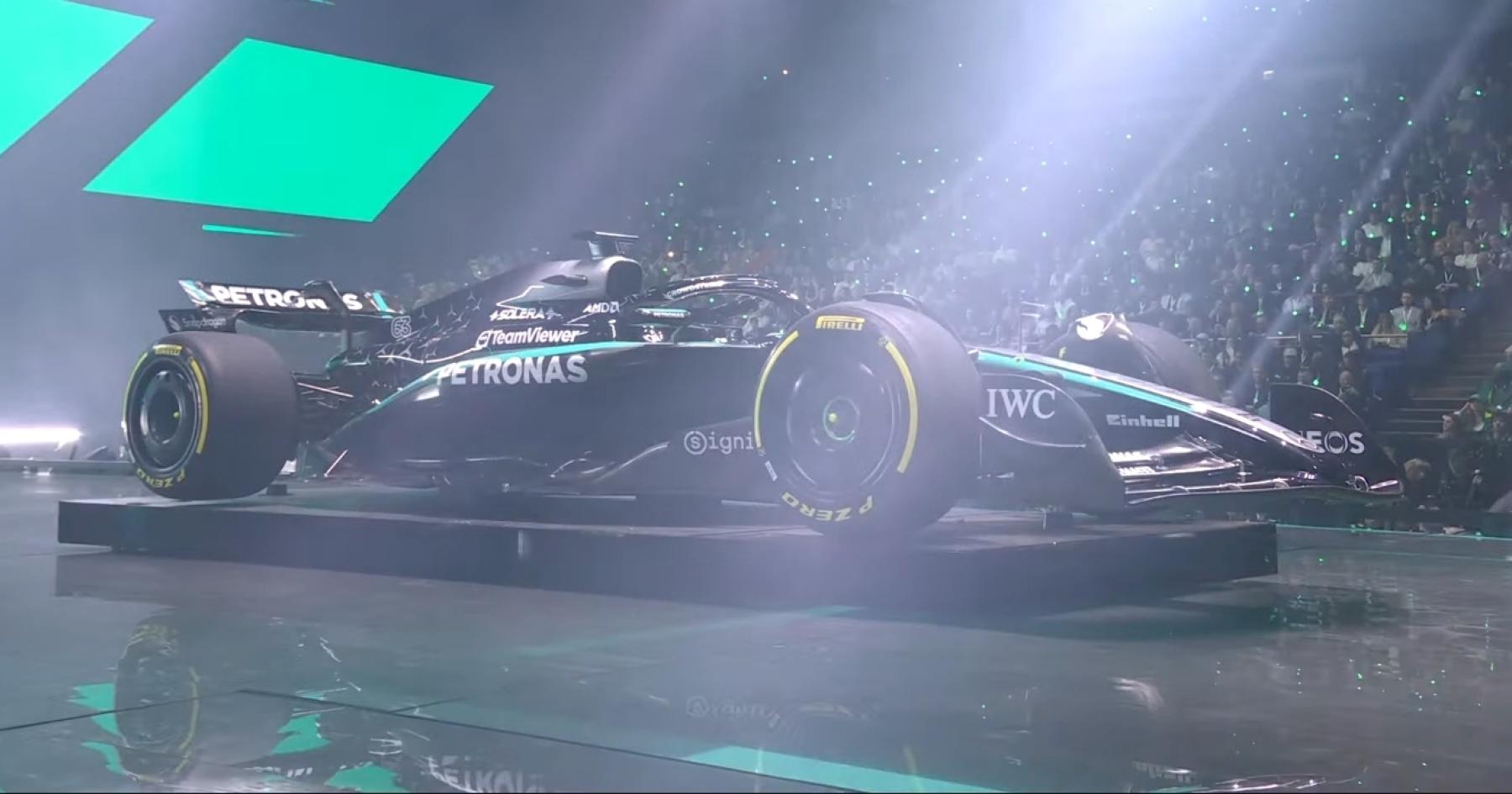 Mercedes launch post-Hamilton era with new F1 livery | RacingNews365