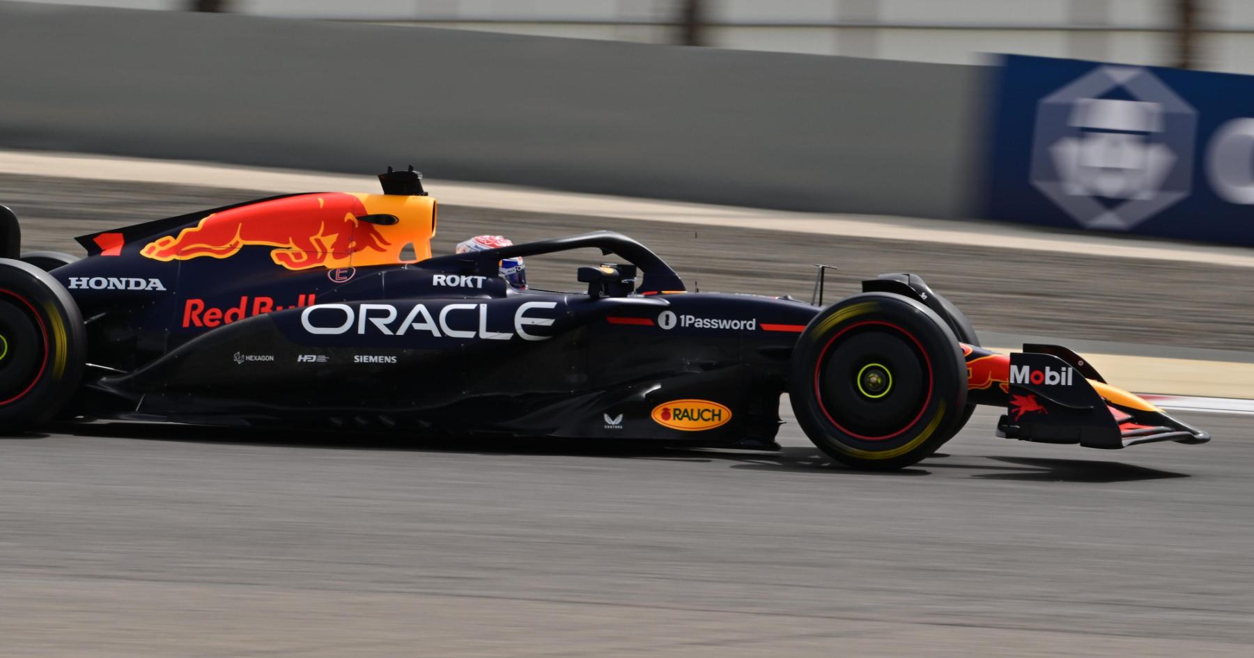 Verstappen delivers spirited first impression of RB21 car | RacingNews365