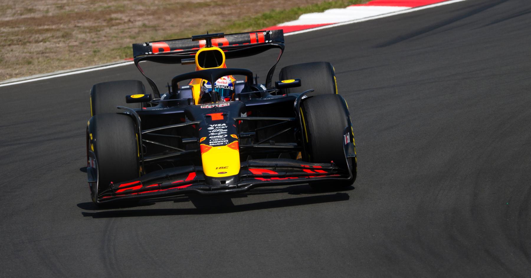 Zo kan Verstappen onder zijn Red Bull-contract uit | RacingNews365