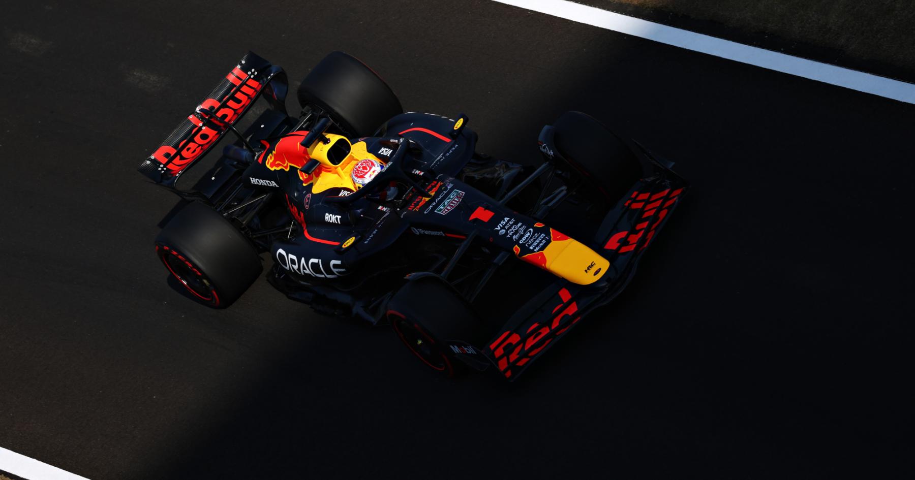 Verstappen onthult 'heel raar' Red Bull-probleem | RacingNews365