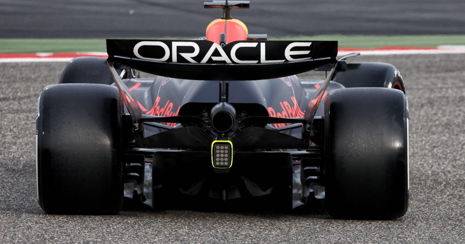 Marko onthult mislukte Red Bull-update voor Verstappen | RacingNews365