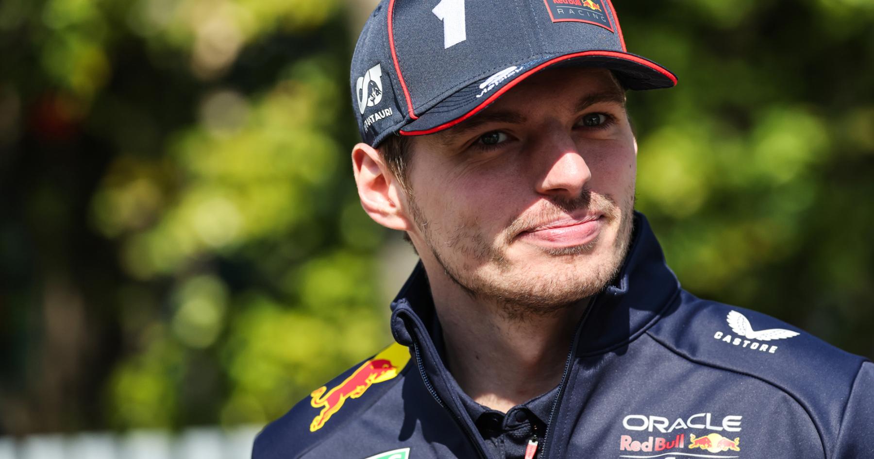 Verstappen blijft zen: "Iedereen verwacht dat ik als eerste vloek" | RacingNews365