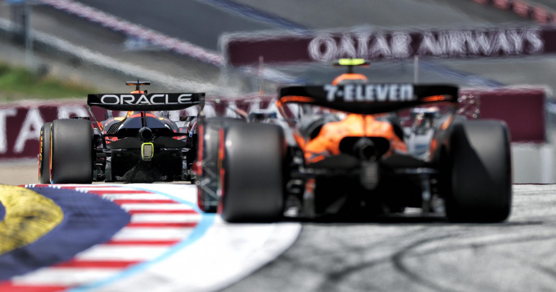 Verstappen op de trekhaak bij McLaren op Red Bull Ring | RacingNews365