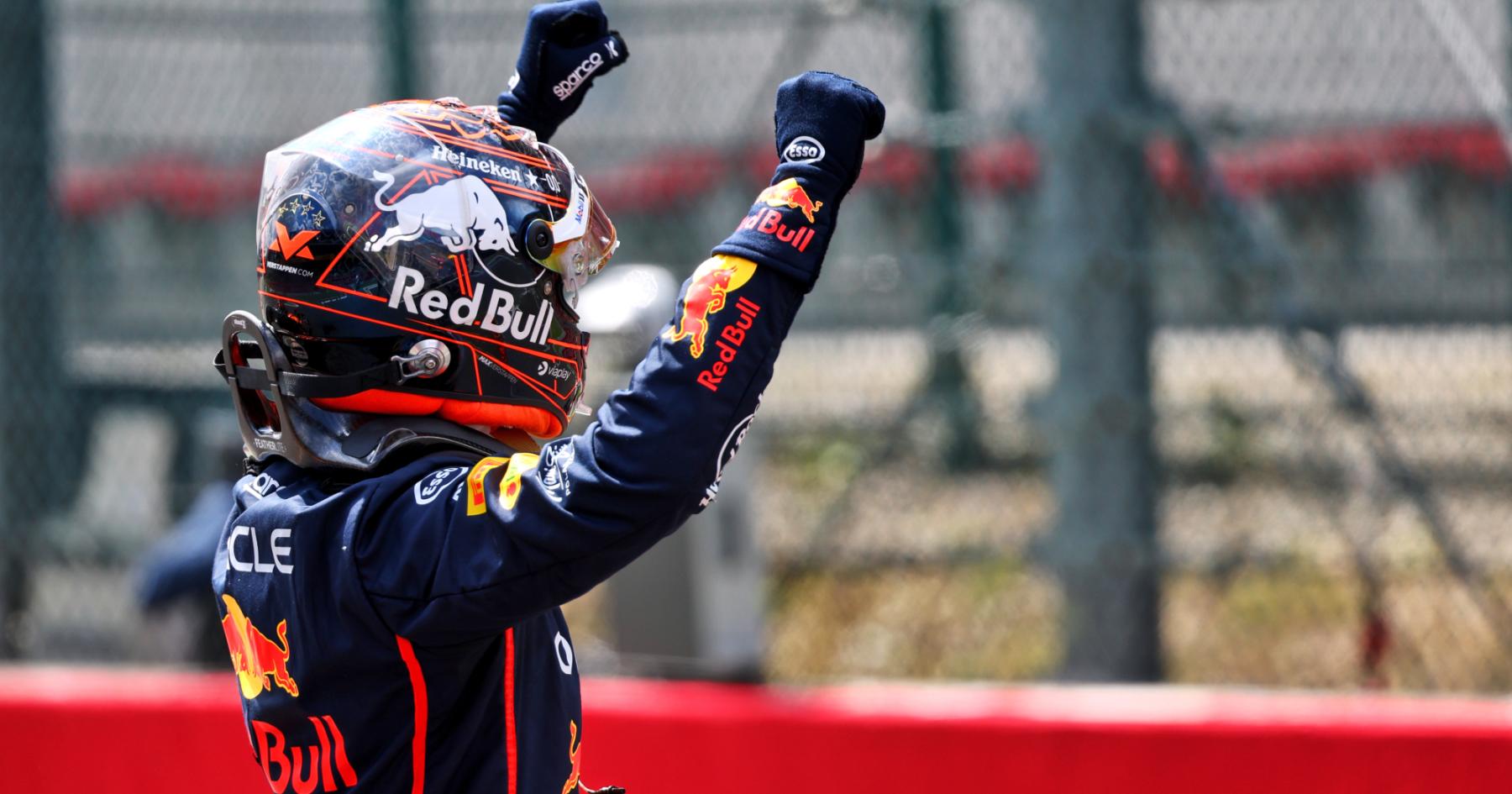 Italiaanse media: "Professor Verstappen geeft de jongens rijles ...