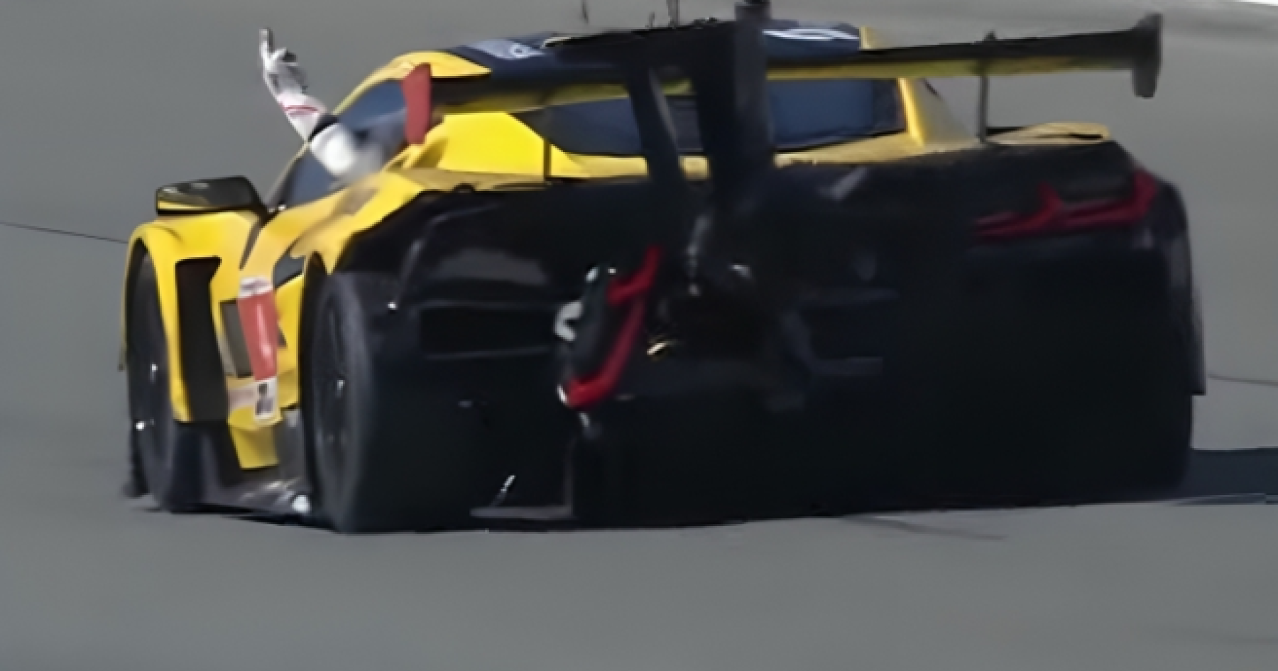 Driver issues rival defence after middle finger incident | RacingNews365