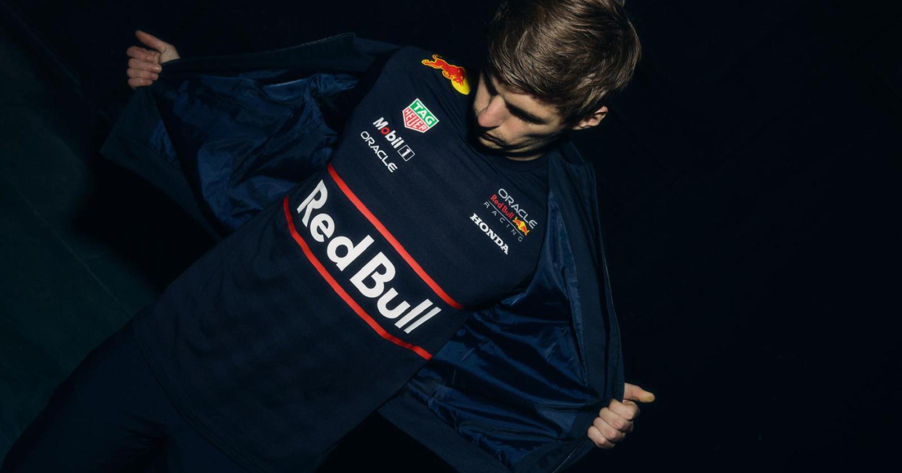 Red Bull-launch onthult nieuwe huisstijl voor Verstappen en Lawson | RacingNews365