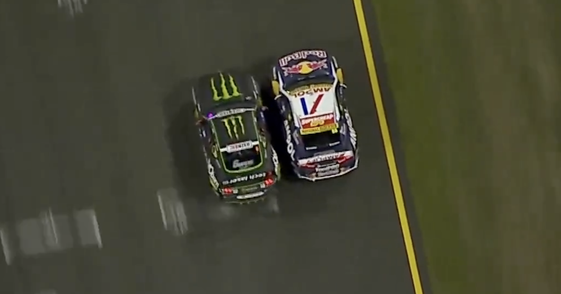 Watch: Jaw-dropping final seconds of crazy photo-finish victory fight ...