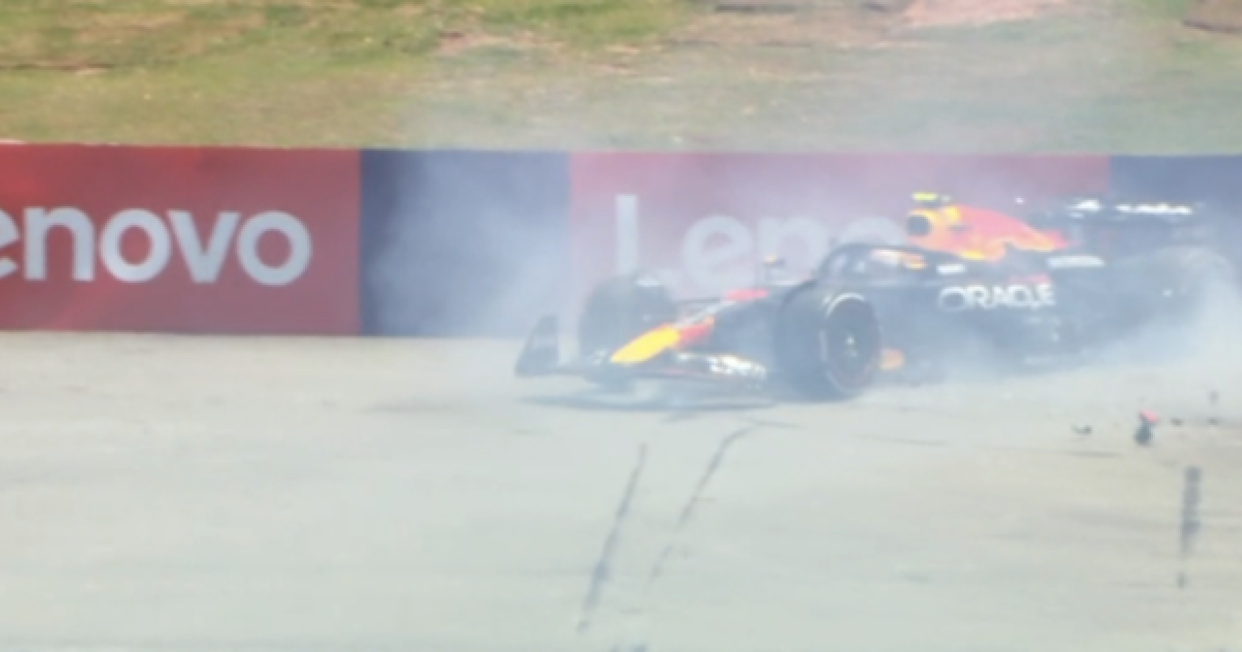 Yuki Tsunoda suffers early São Paulo scare | RacingNews365