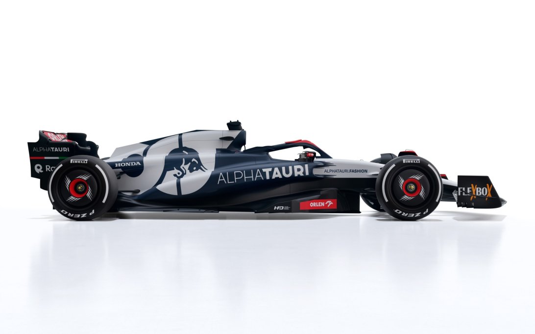 Video: AlphaTauri kietelt de zintuigen met gelikte video van bolide De Vries | RacingNews365