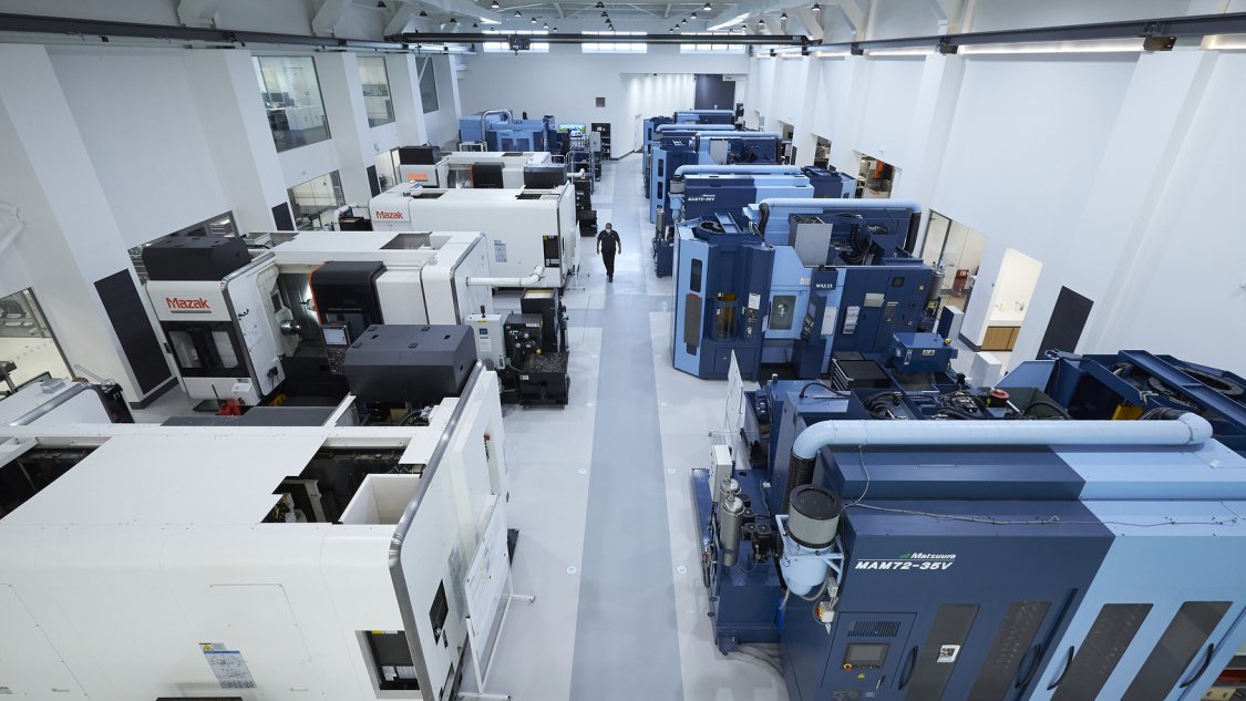 Video: Drone Tour of the Mercedes F1 Factory | RacingNews365