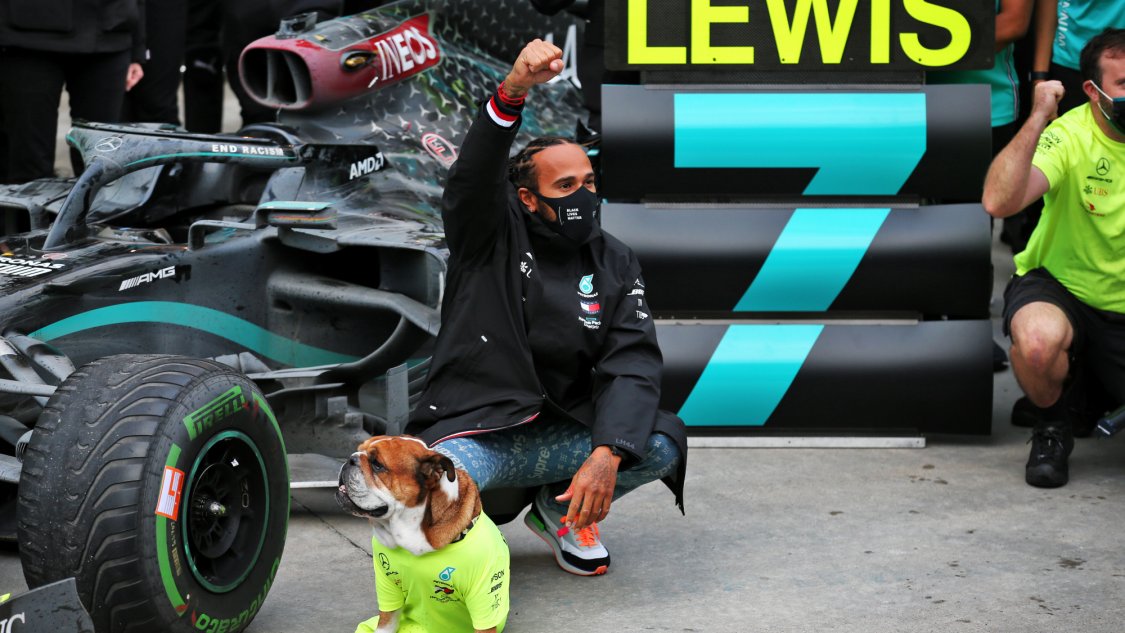 Seven magical Lewis Hamilton F1 moments | RacingNews365
