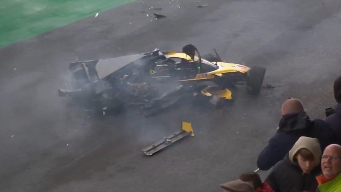 Video: Zeer zware crash Van der Zande in Eau Rouge in WEC | RacingNews365