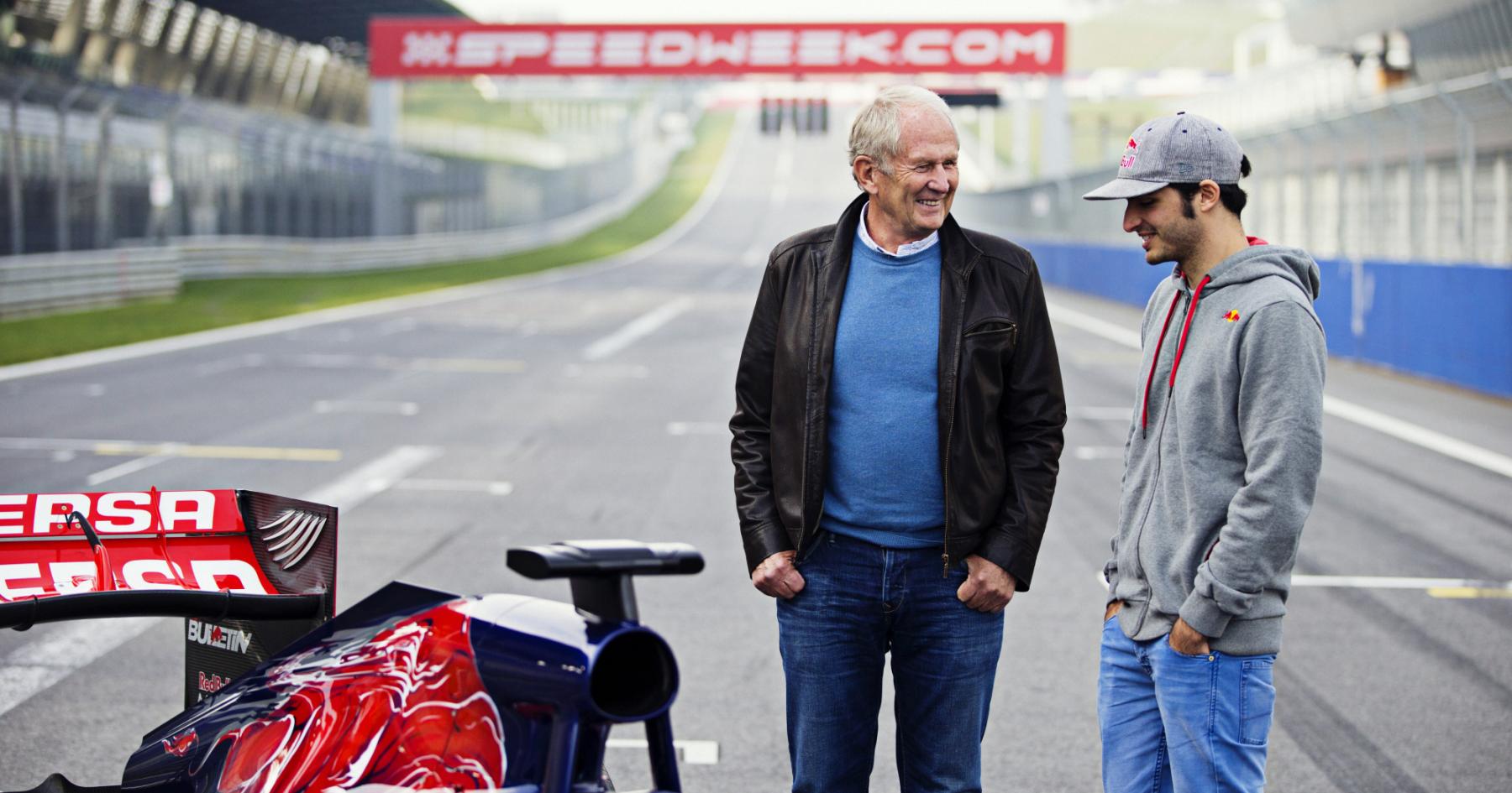 Marko reageert op aanzwellende Red Bull-geruchten over Sainz | RacingNews365