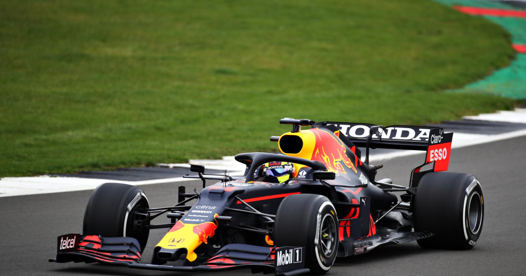 Video: Has Red Bull copied the Mercedes' rear suspension? | RacingNews365