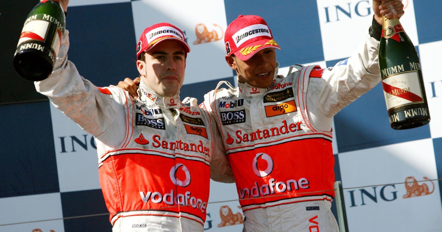 When Hamilton 'put the manners' on Alonso | RacingNews365