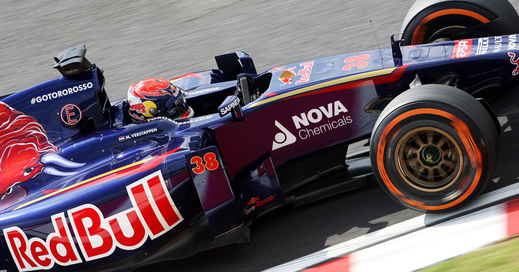 Oud-teambaas pushte Verstappen direct: "Dat is vol gas!" | RacingNews365