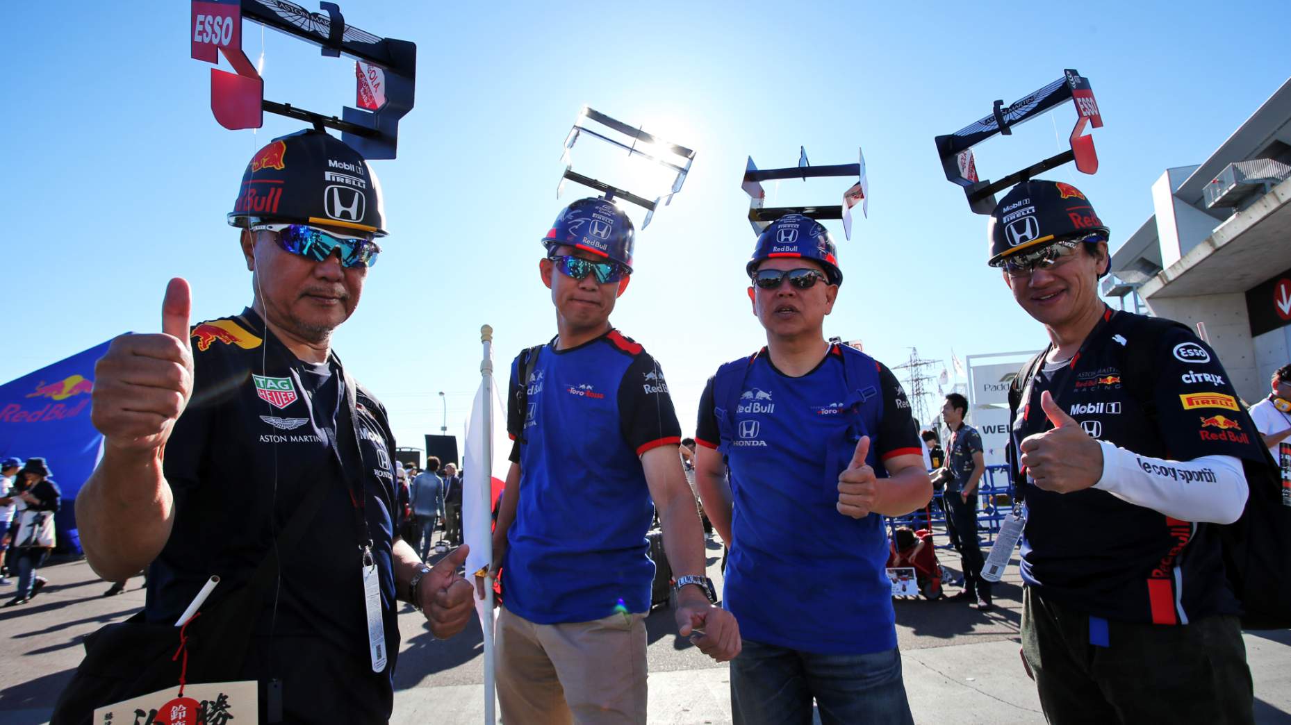 De meest bijzondere outfits van Japanse F1-fans | RacingNews365