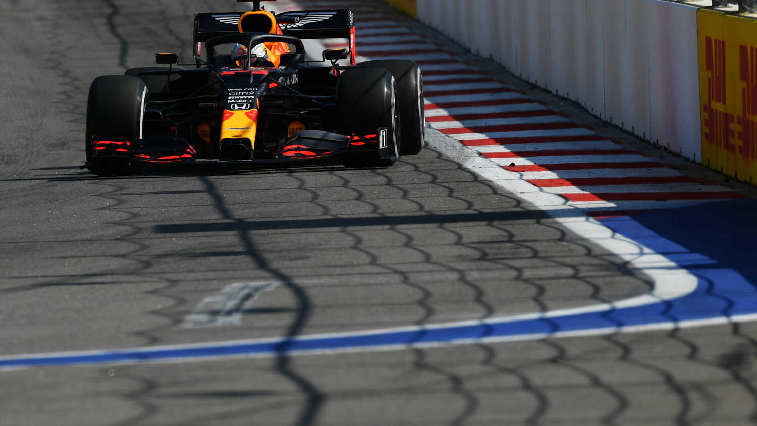 Live tweede vrije training Formule 1 GP Rusland 2020 | RacingNews365