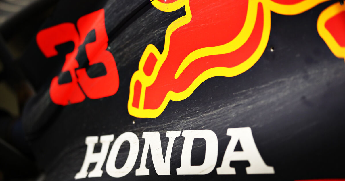 Why Verstappen drives with the number 33 | RacingNews365