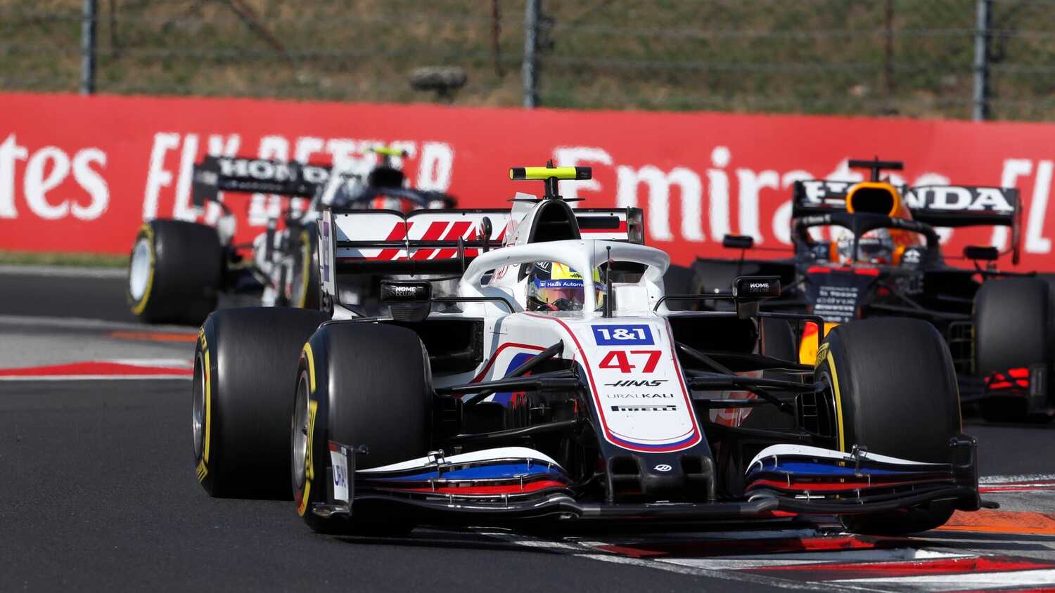 Haas F1 in 2022 hoe dan ook met Ferrari-coureur in zee | RacingNews365