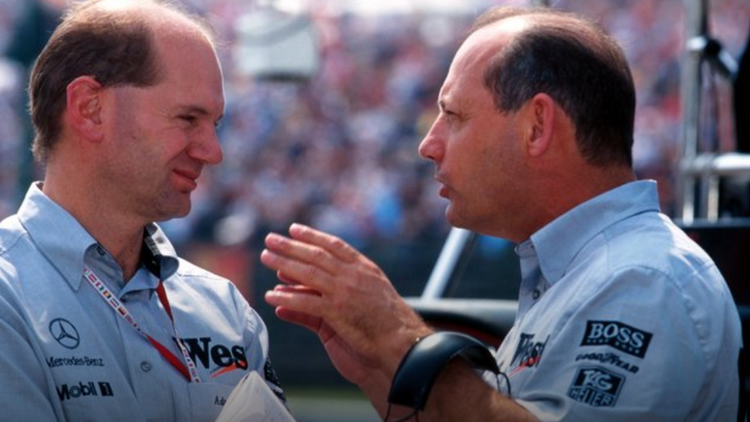 Newey: "Dacht dat Ron Dennis een hartaanval kreeg" | RacingNews365