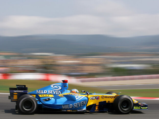 De mooiste F1-auto's aller tijden: Renault R26 | RacingNews365