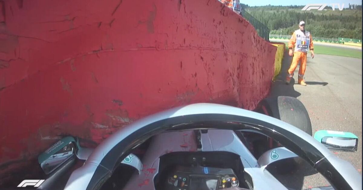 Video: Hamilton crasht tijdens derde training GP België | RacingNews365