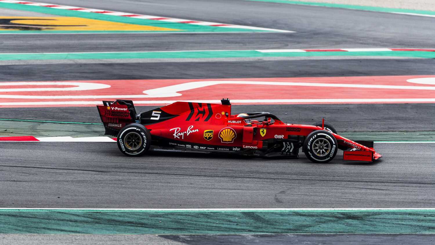 Omstreden 'Mission Winnow'-titel Ferrari keert terug op deelnemerslijst ...